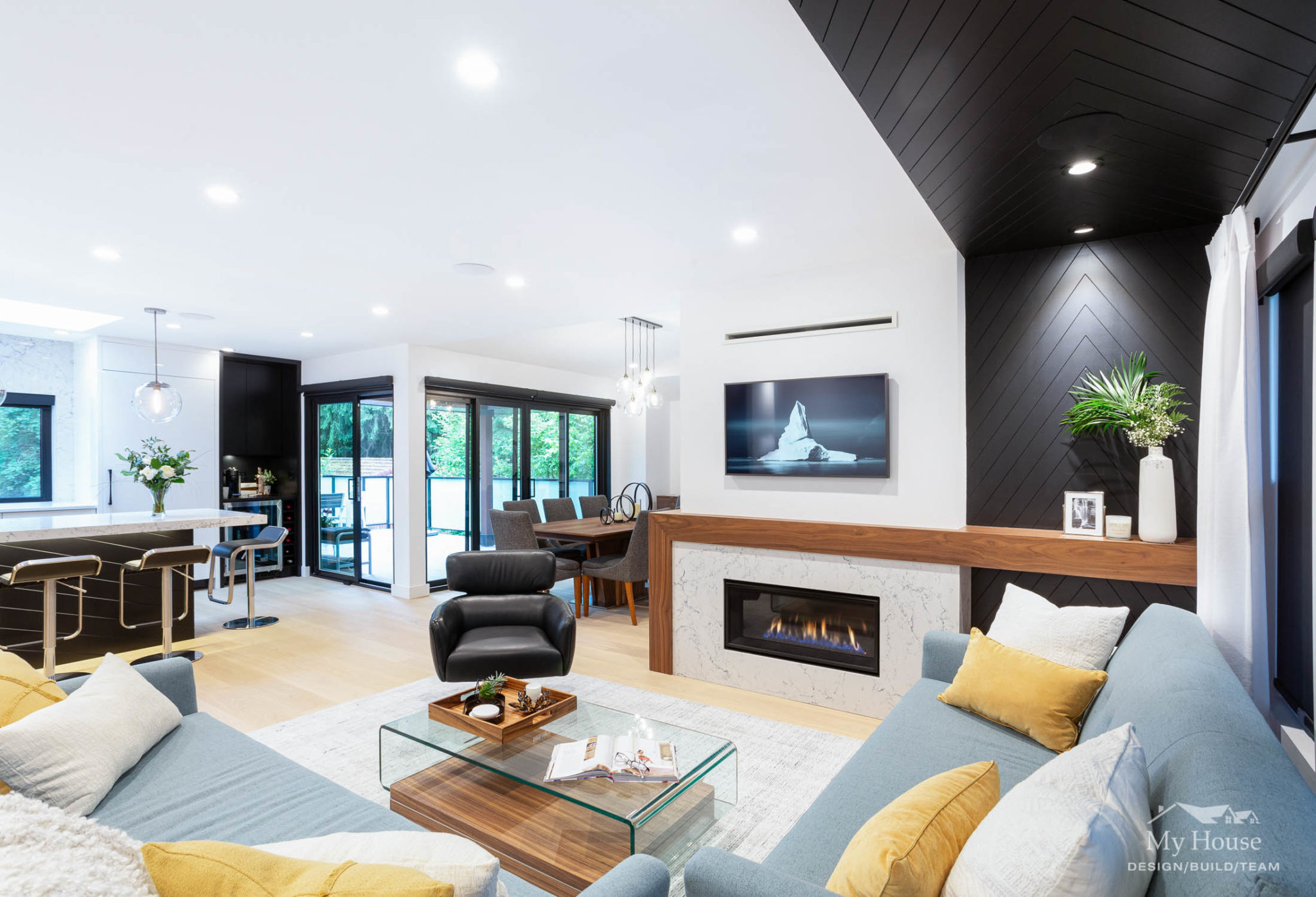 Coquitlam Full Home Renovation: Dramatic Lines- My House Design Build